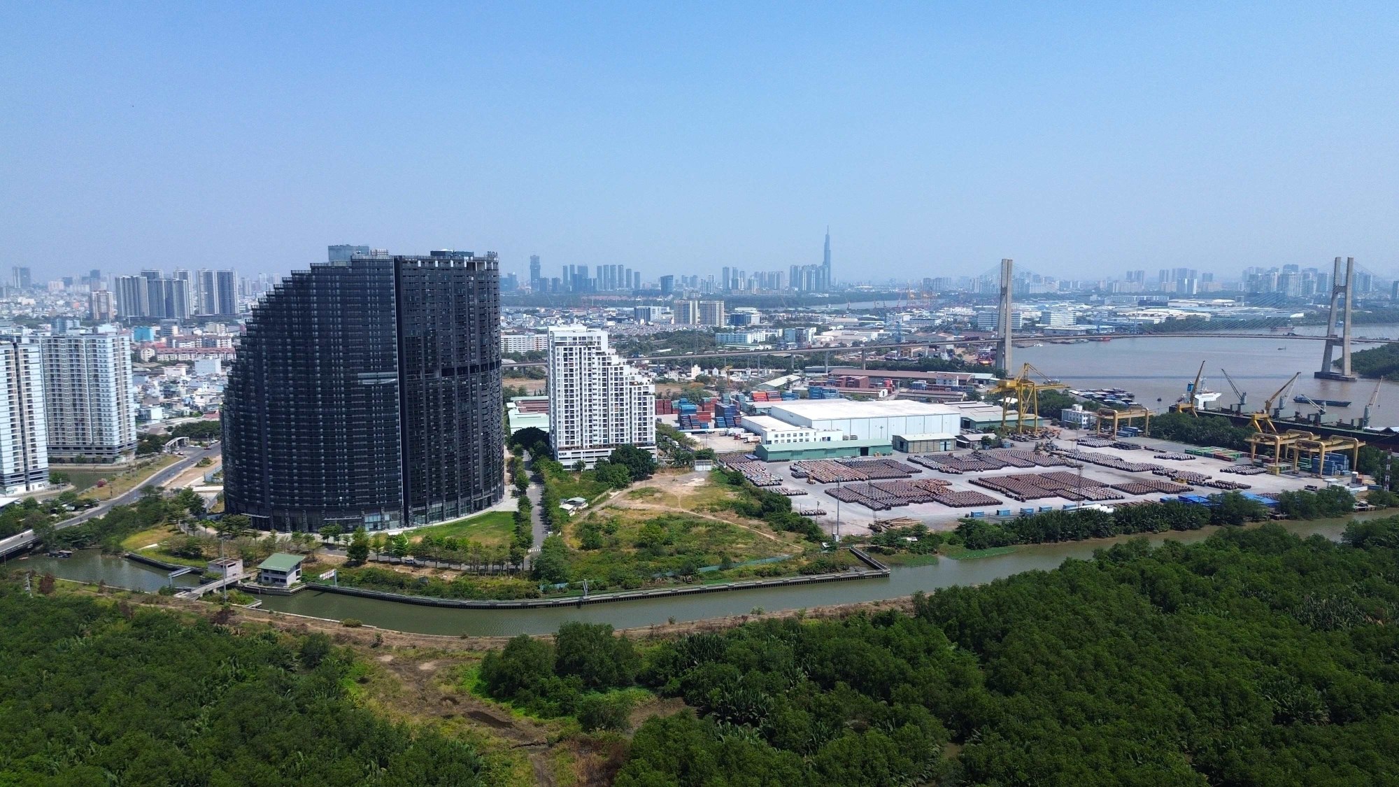 [Photostory] Hiện trạng dự án The EverRich 2 tại quận 7, TP HCM